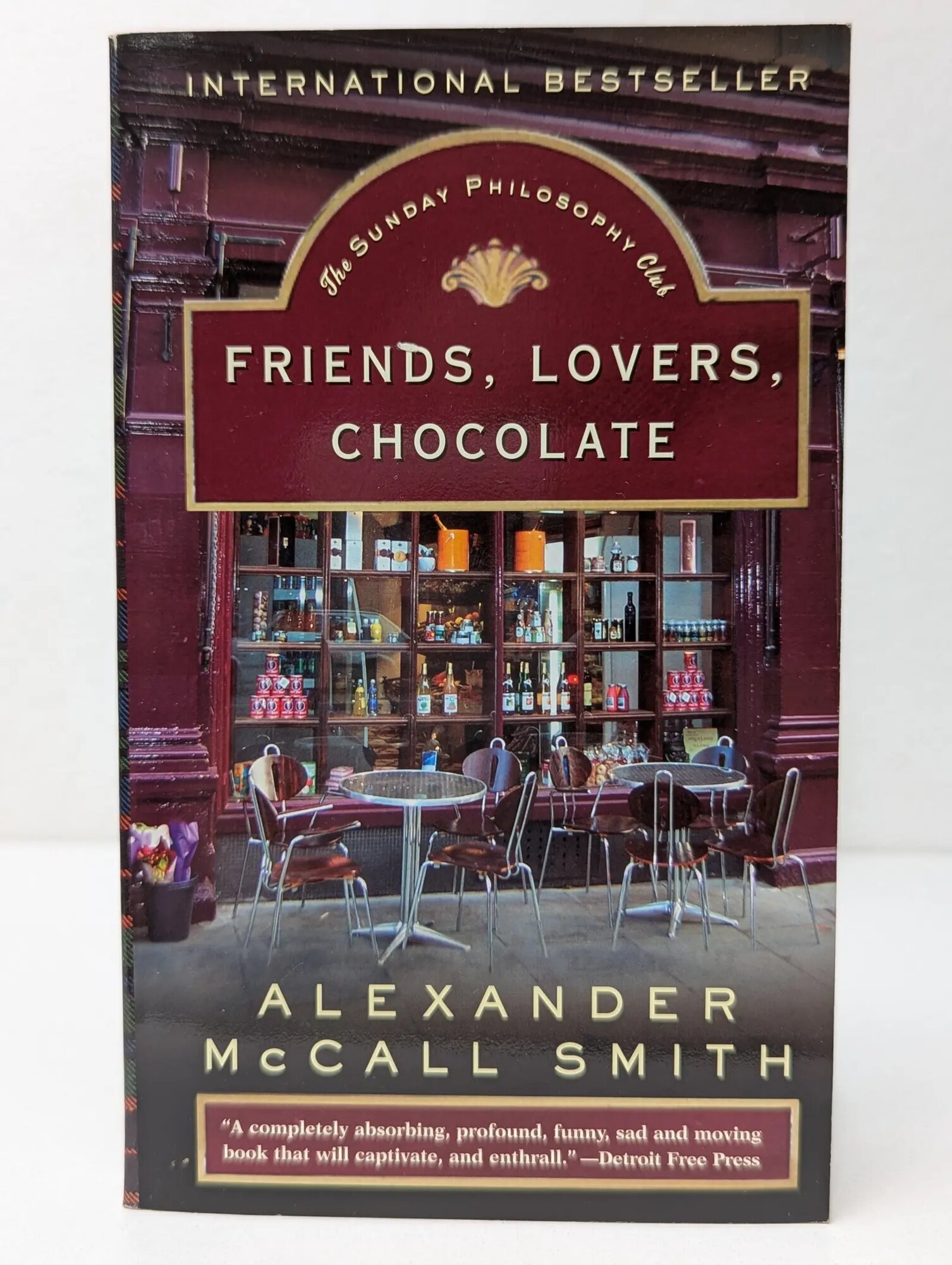 Friends, Lovers, Chocolate Макколл Смит Александр 2006