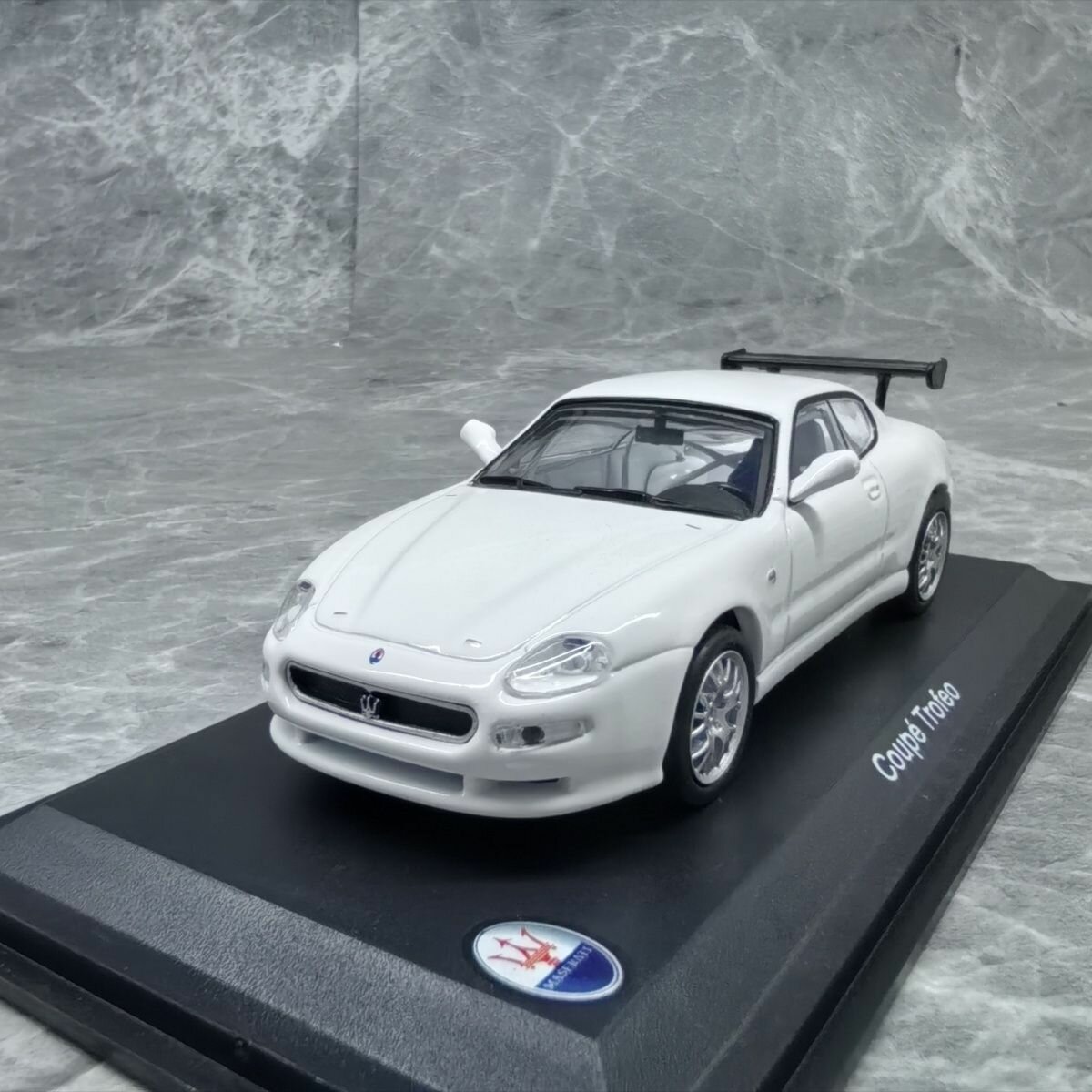 1:43 Diecast Модель Игрушка Maserati GranTurismo MC Trofeo (2014) Миниатюрная Реплика