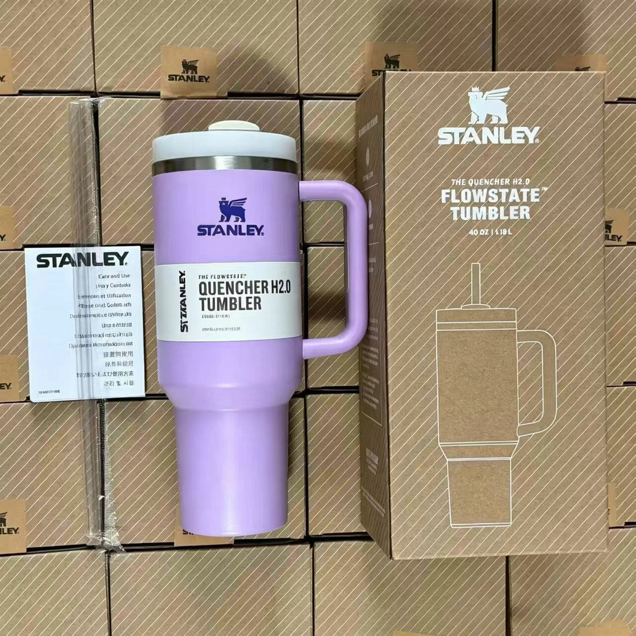 Автомобильная кружка Stanley объемом 40 унций, с двойными вакуумными стенками и теплоизоляцией.