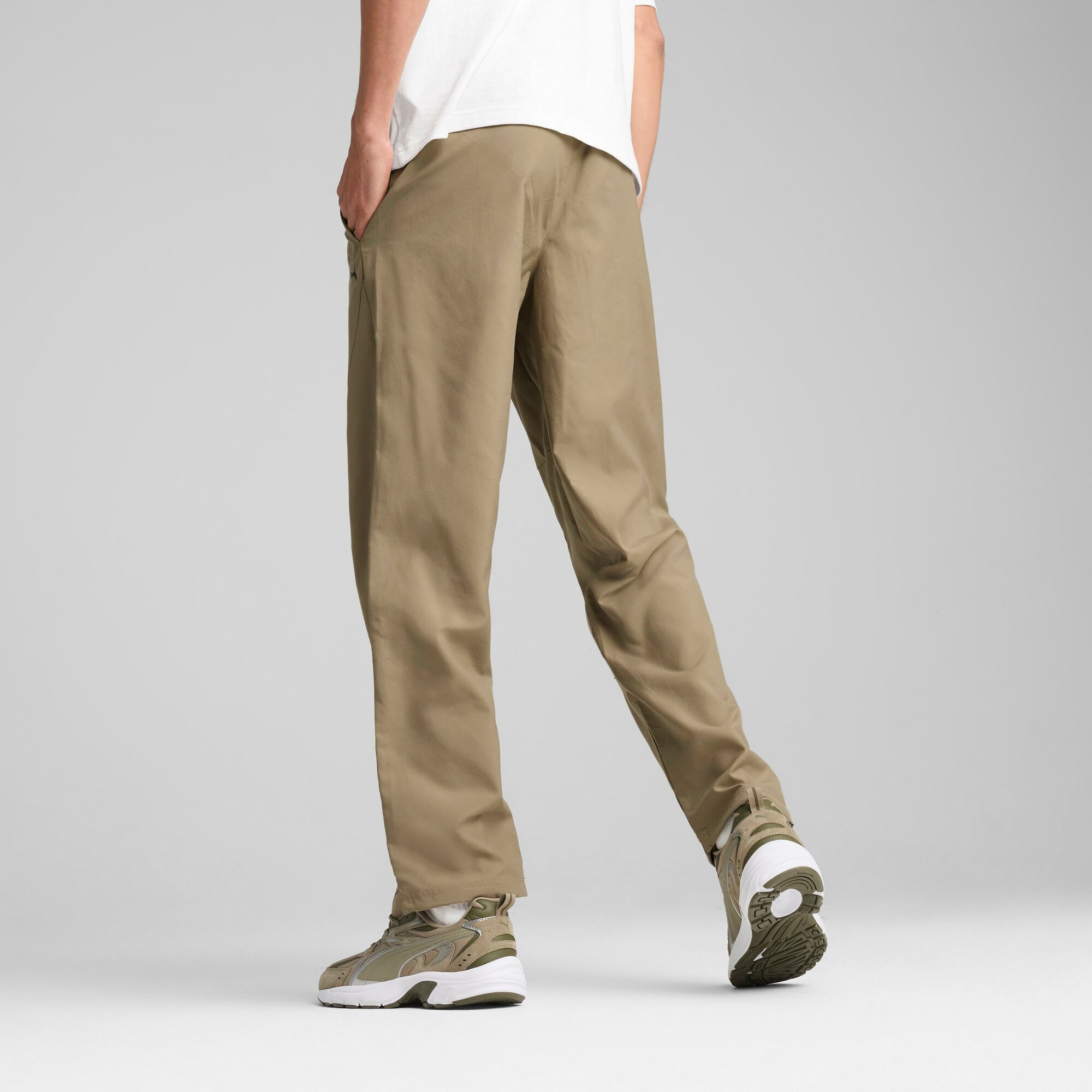 Брюки PUMA PUMATECH Cargo Woven Pants, размер M, бежевый — фото 1