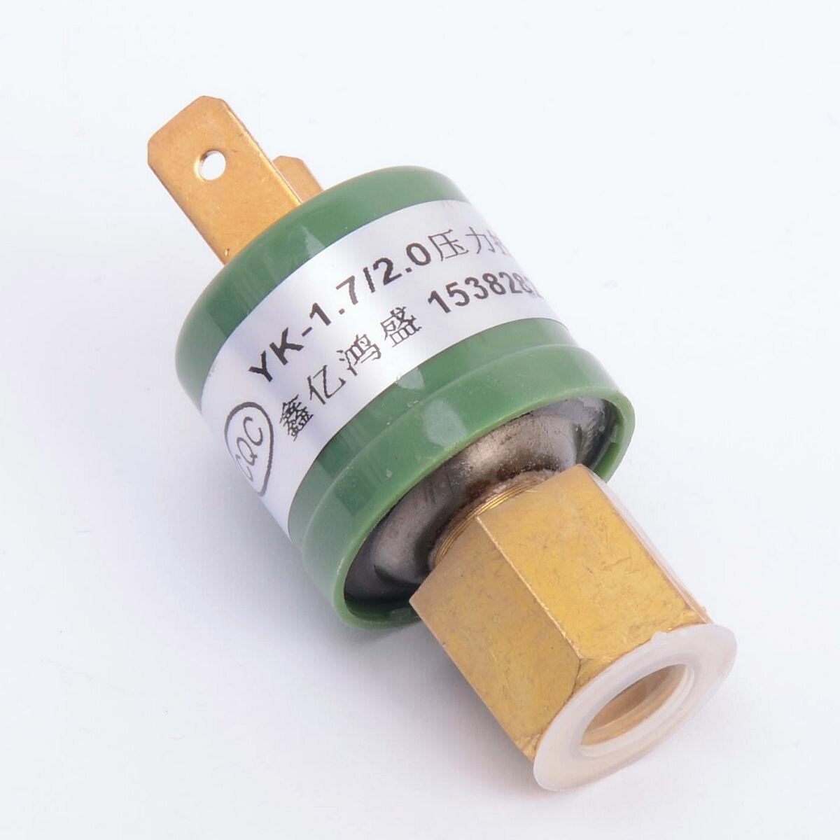 Реле давления YK-1.7/2.0 1/4"/контакты (017990)Реле давления YK-1.7/2.0 1/4"/контакты (017990)