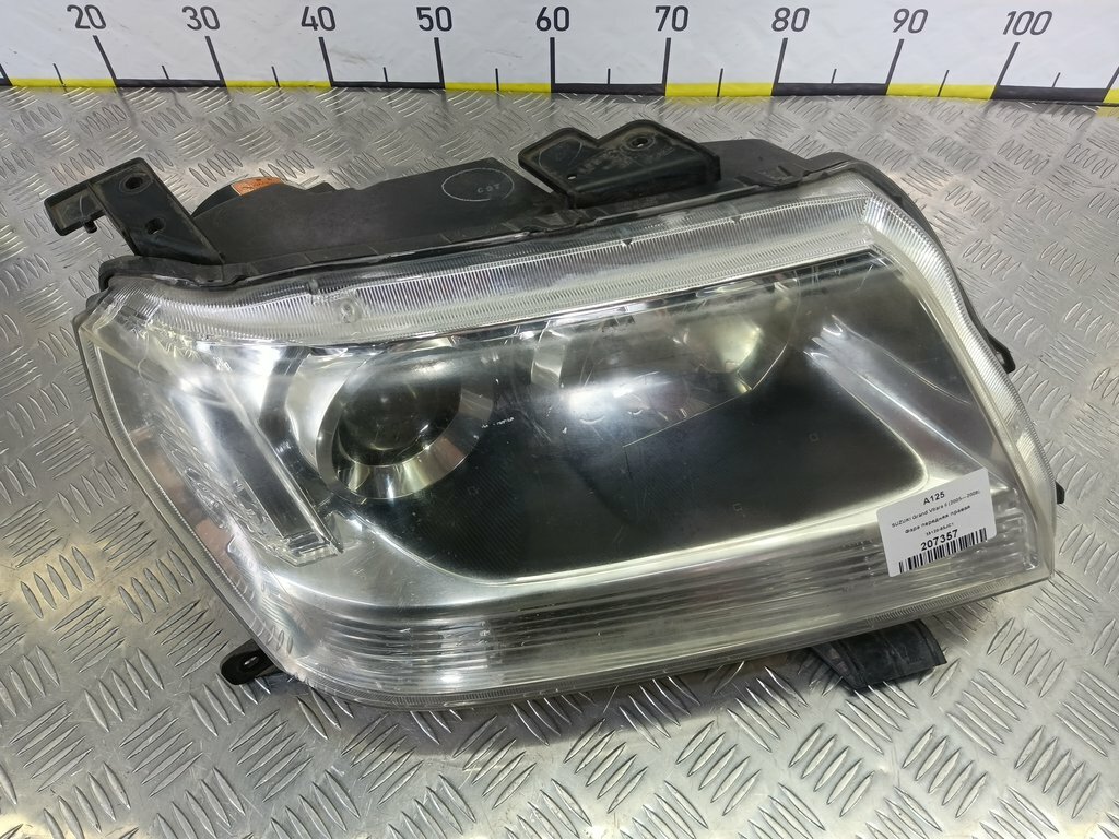 Фара передняя правая Б/У для SUZUKI Grand Vitara II (2005—2008) 35120-65JC1