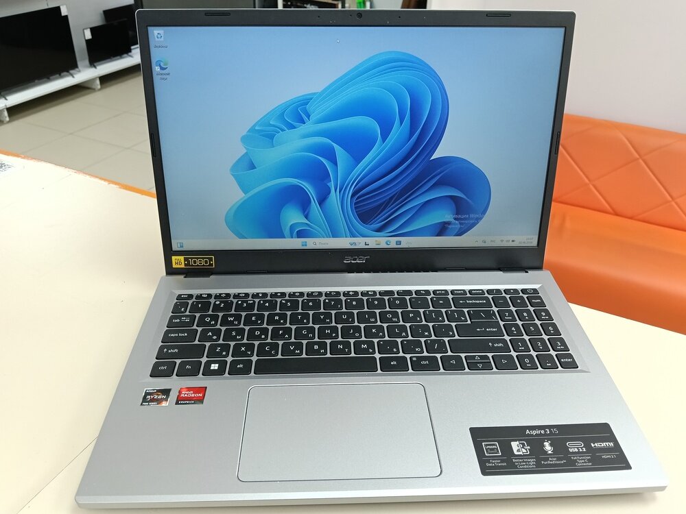 Ноутбук Acer; Ryzen 5 7520U, AMD Radeon (TM) Graphics, ОЗУ 8 Гб, SSD 500 Гб БУ уценка