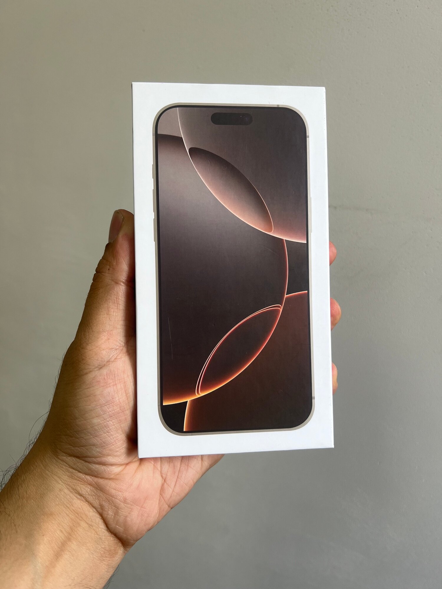 Смартфон Apple iPhone 16 Pro 256GB Gold Titanium eSim Soft Oled экран 100% Battery Face ID не работает