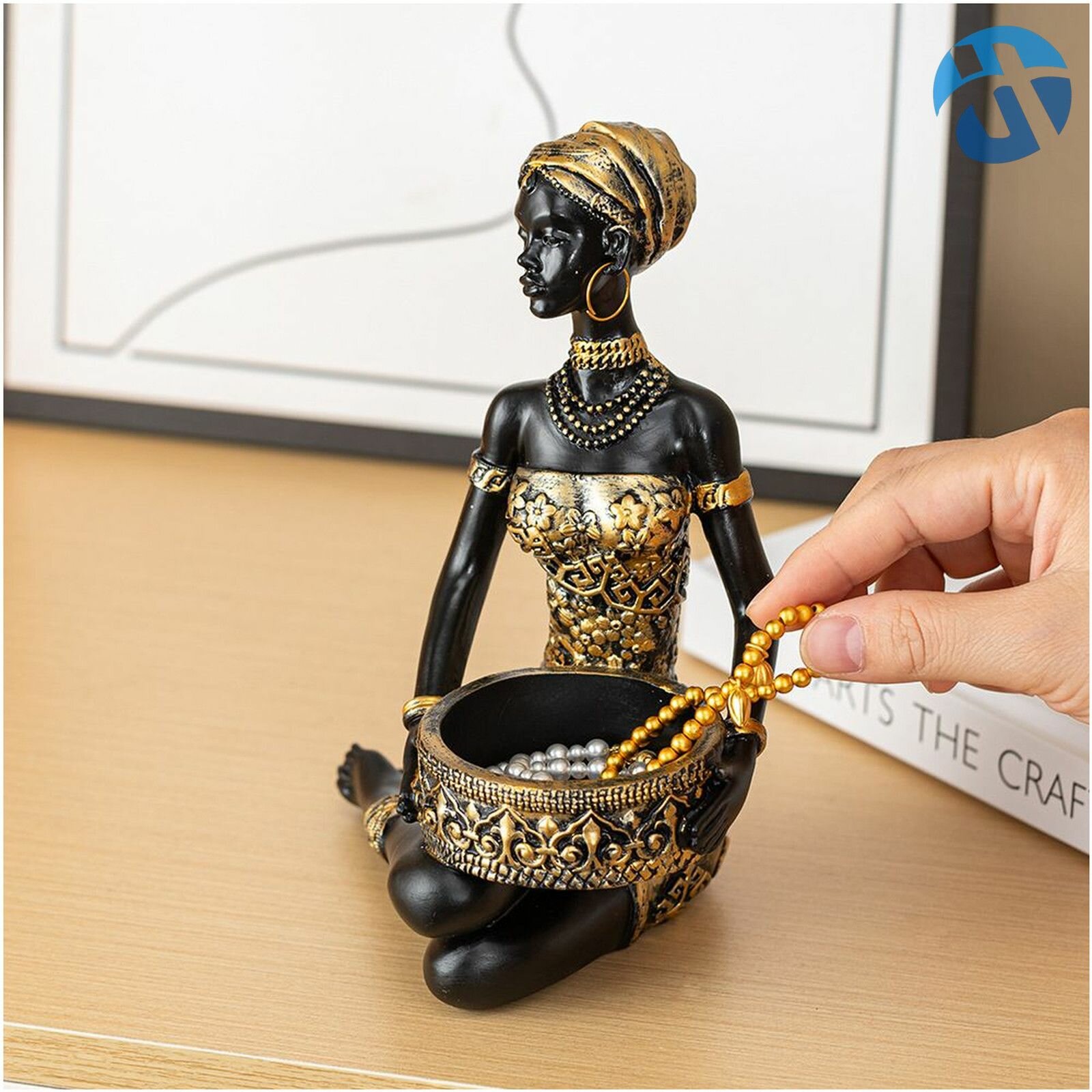 Фигурка декоративная, высота 19 см, длина 15 см
