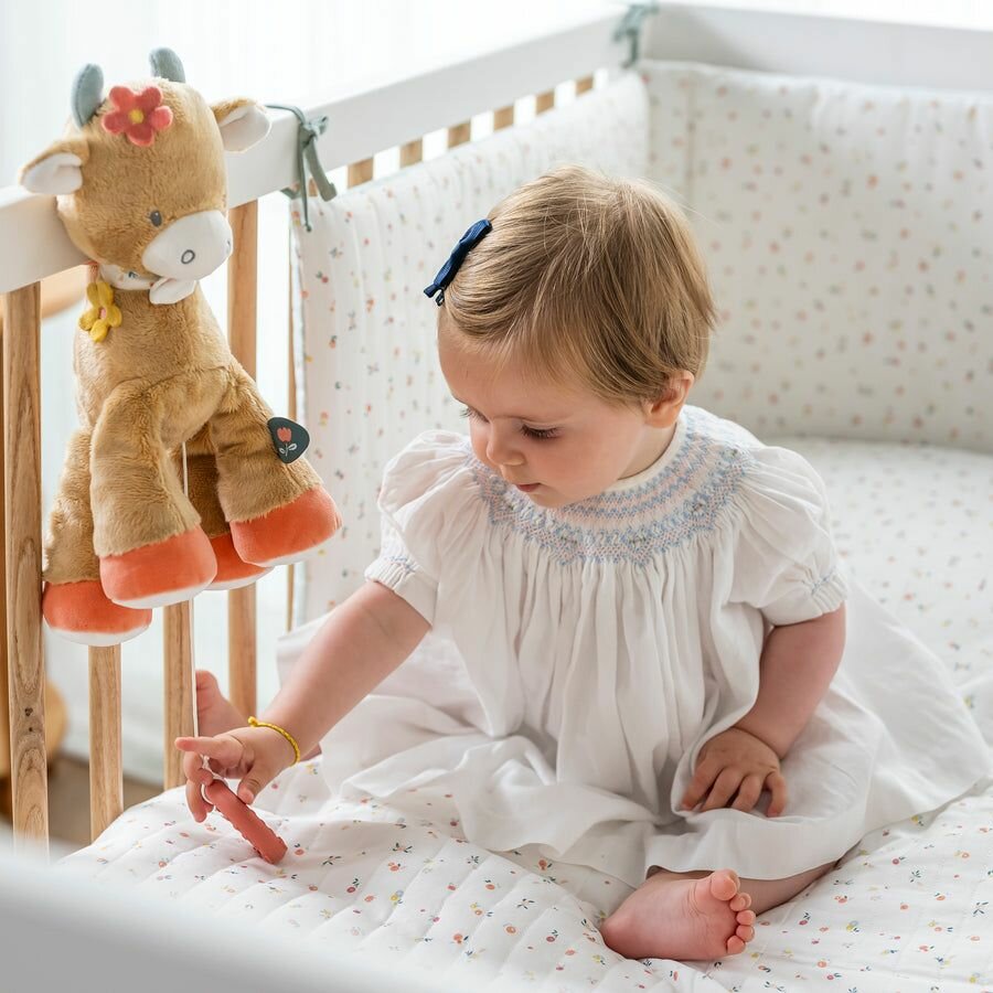 Игрушка мягкая Nattou Musical Soft toy MILA ZOE LANA Корова музыкальная 266062