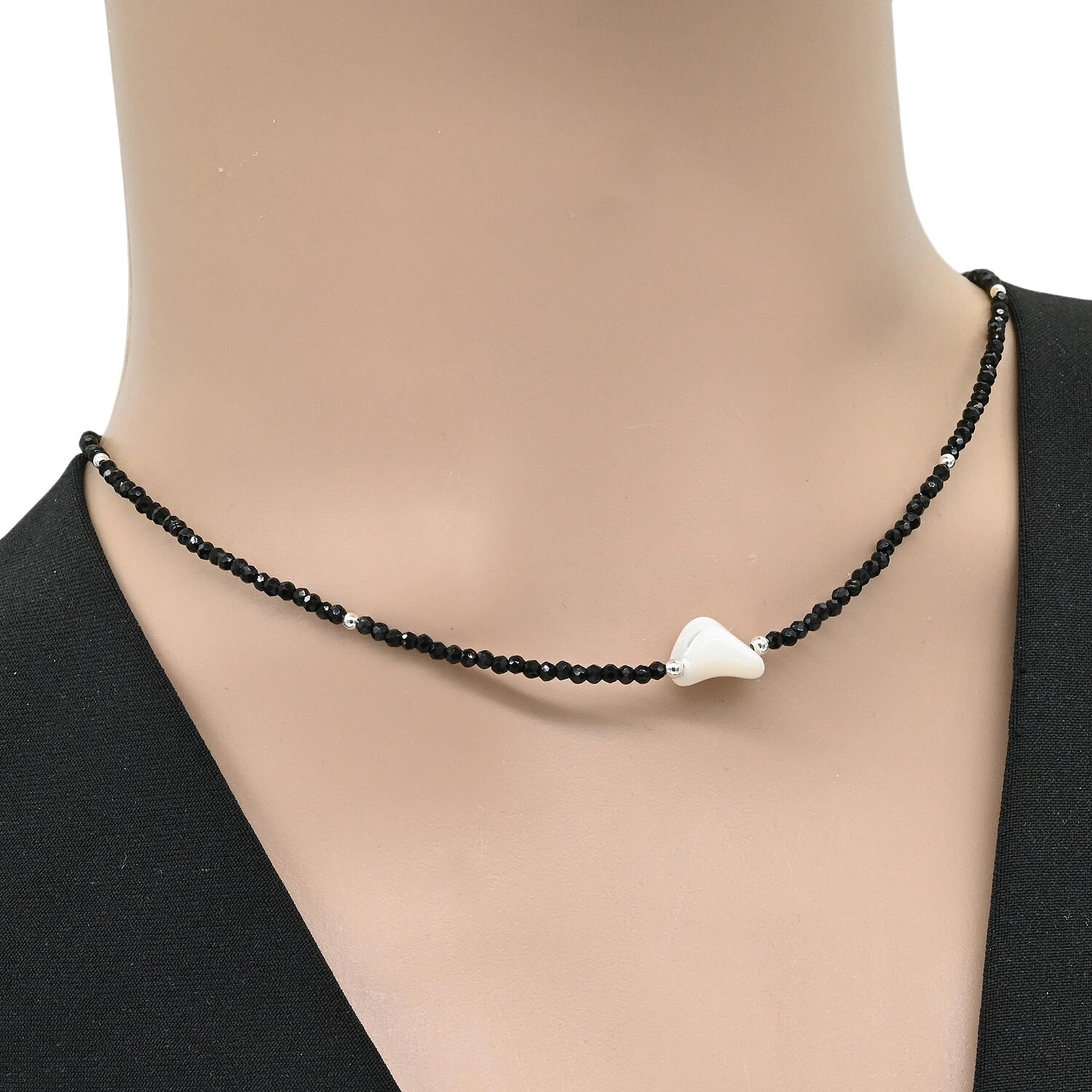 Чокер, перламутр