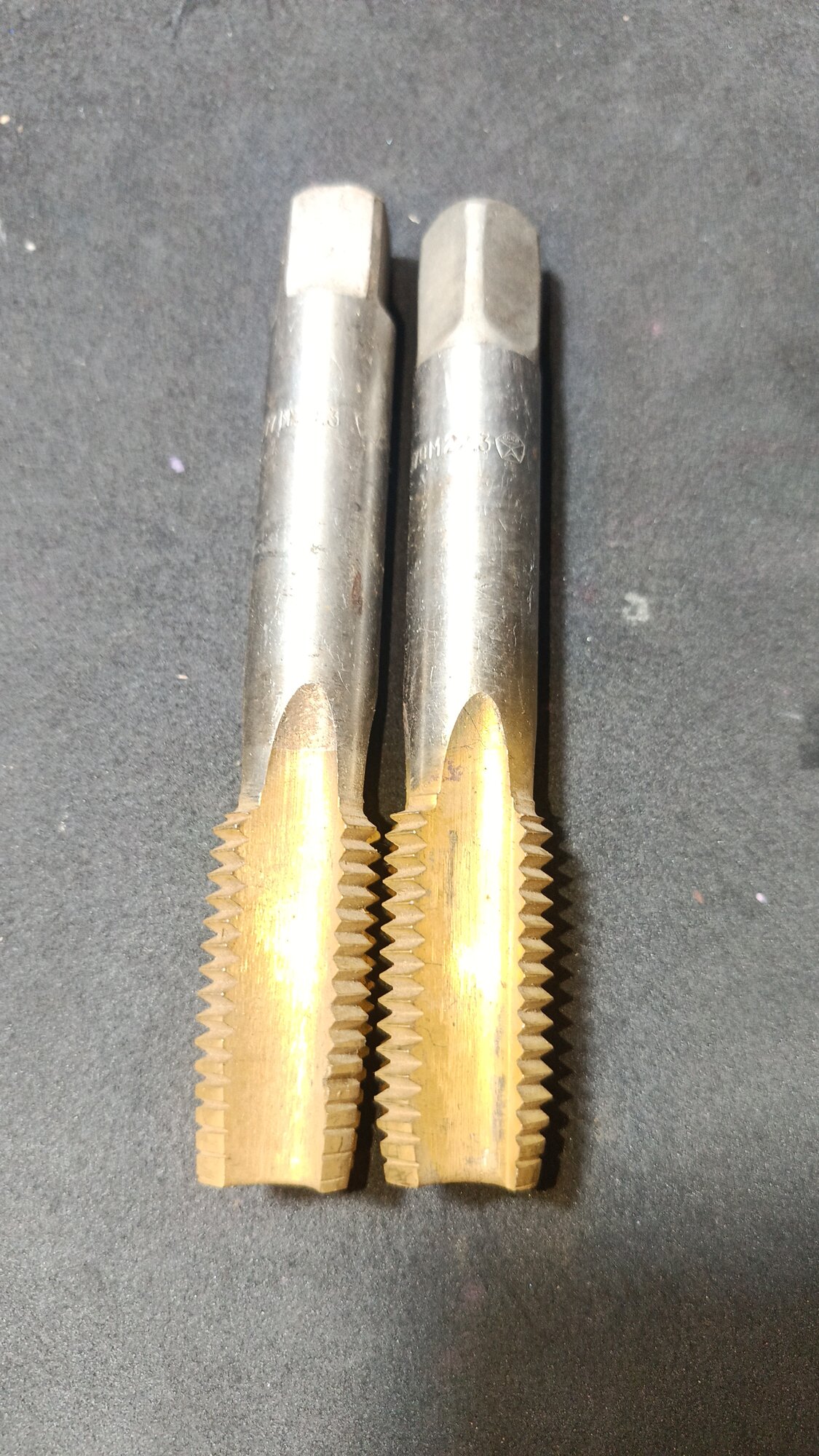 Метчик м/р М22х2,5 Н3 1777/1779 Р6М5 комплект из 2-х шт