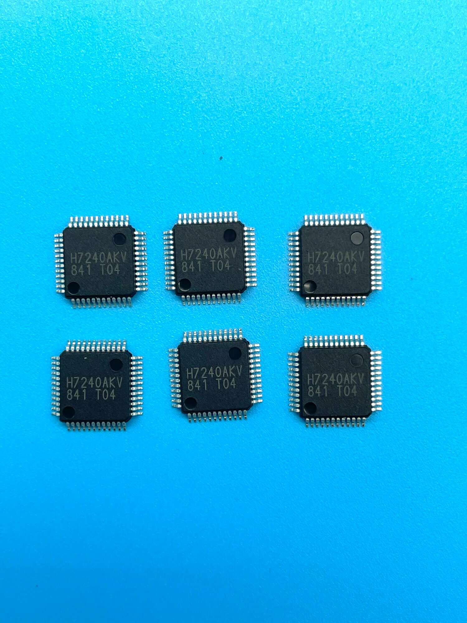 Цветной сигнальный энкодерный чип Bh7240Akv-E2 H7240Akv Vqfp-48