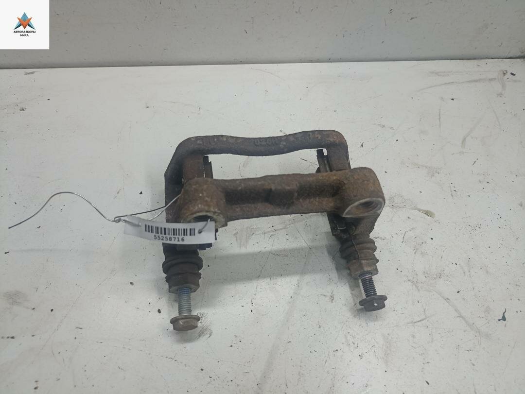 Скоба суппорта Opel Zafira 2 (B) 2007