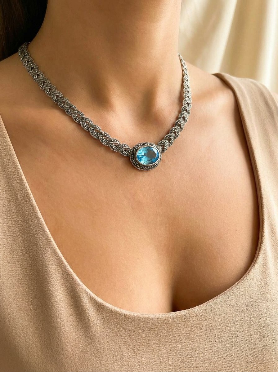 Колье, серебро, 925 проба, марказит, топаз