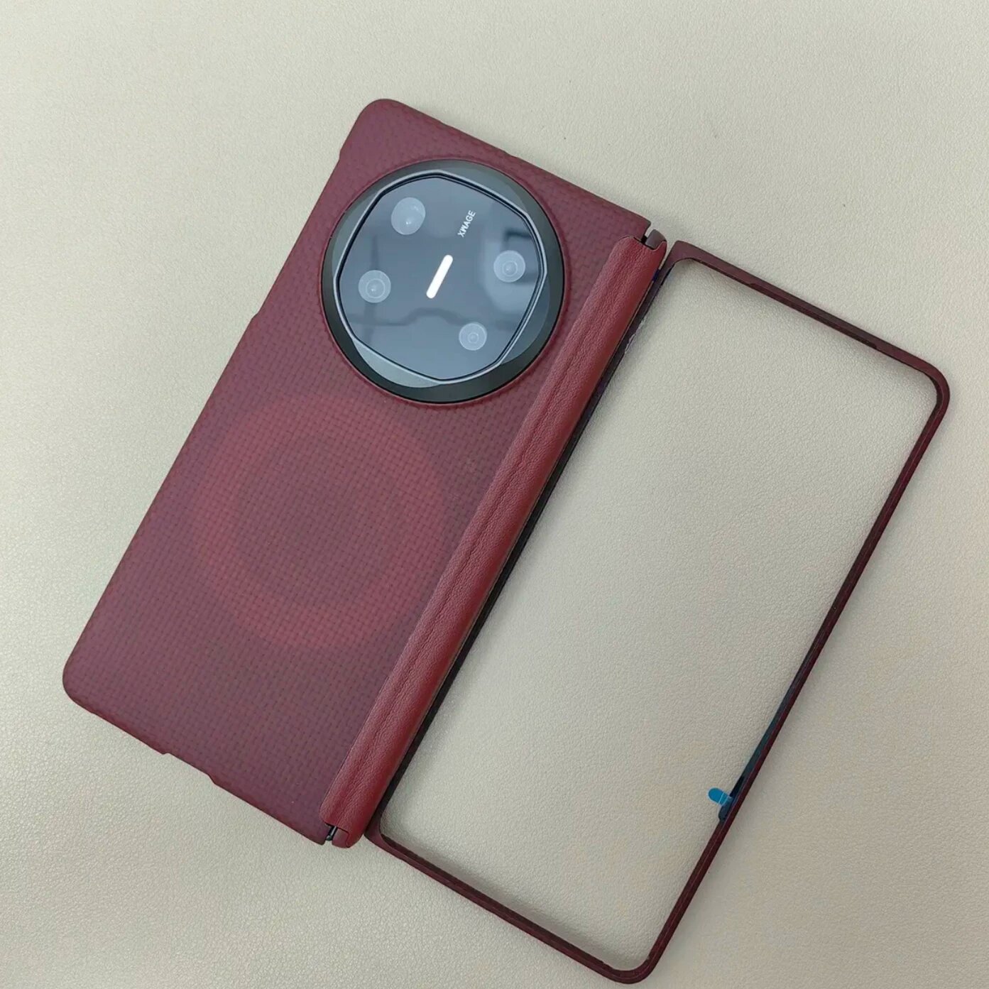 Ультратонкий чехол из кевлара для Huawei Mate X5 с магнитным креплением, красная сетка в центре, полное покрытие,