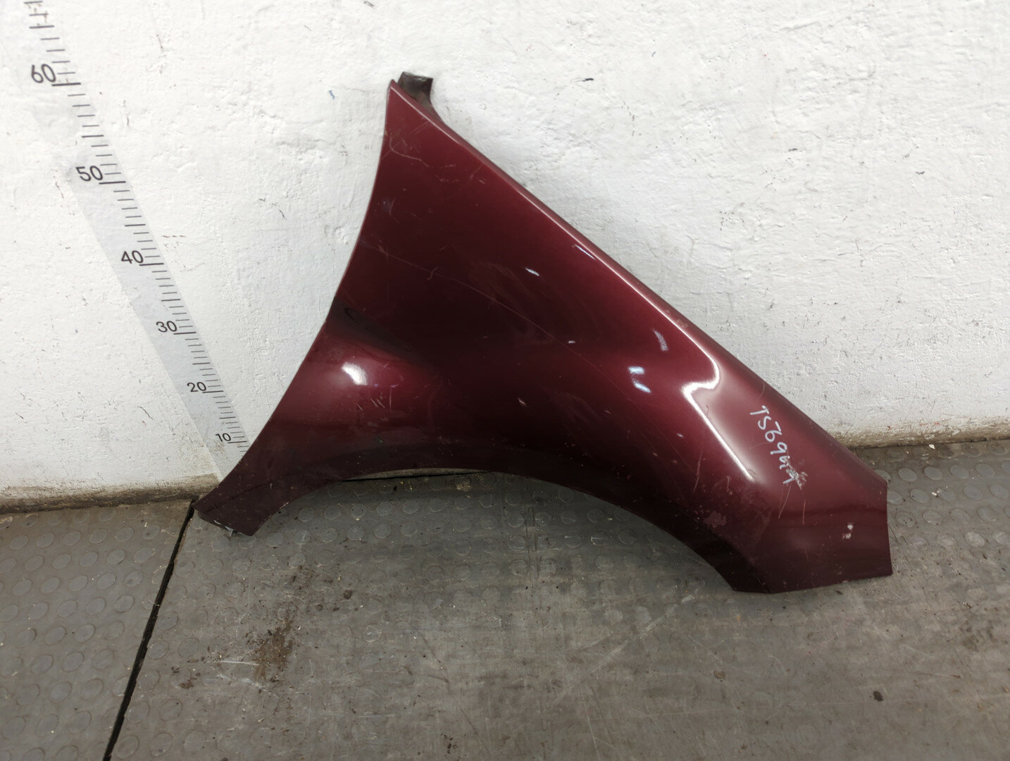 Крыло правое переднее Mercedes B W245 Б/У