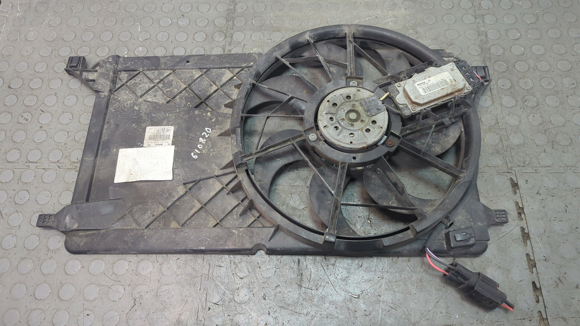 Вентилятор радиатора Ford C-Max Б/У