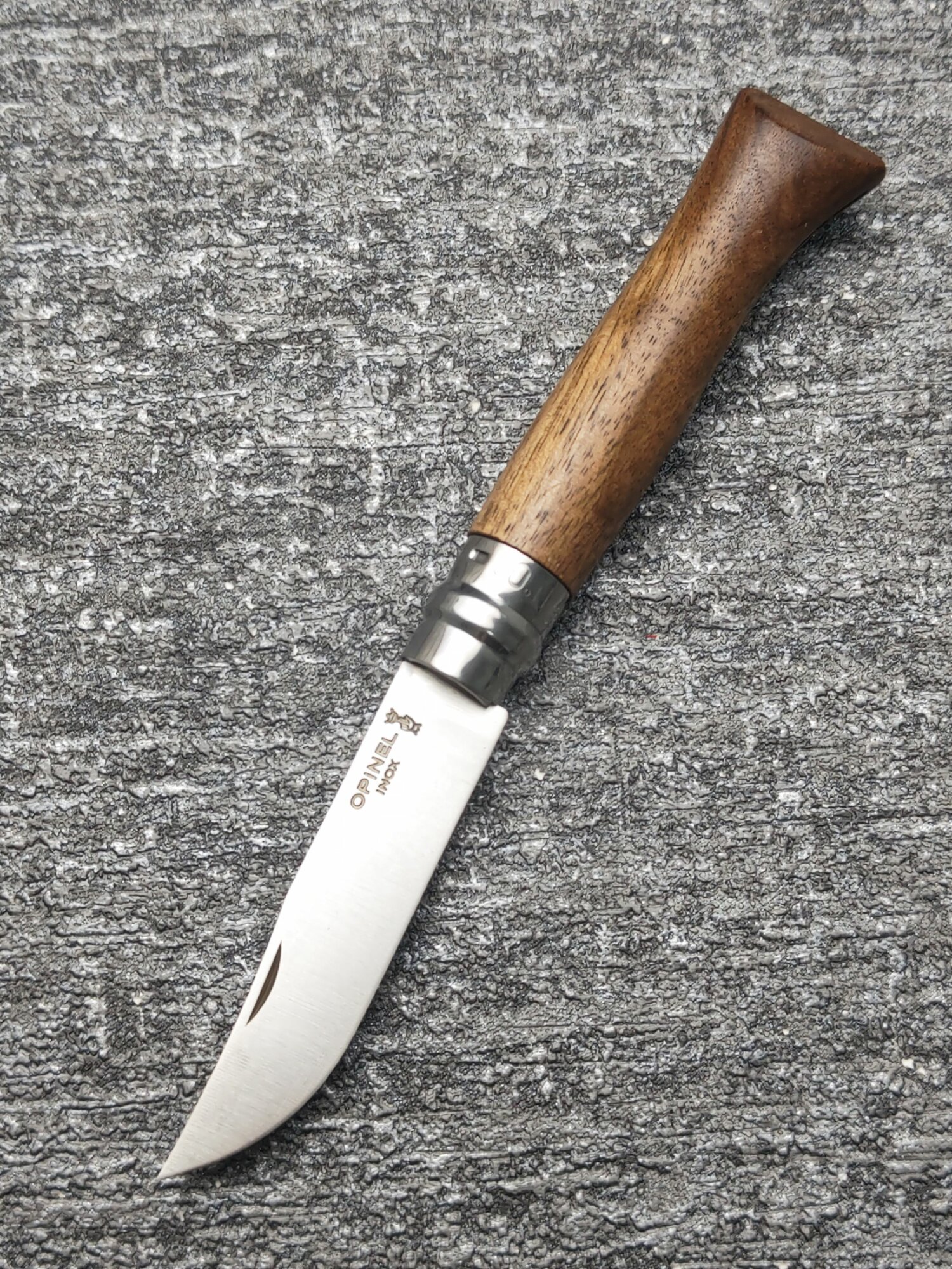 Нож Opinel №9, нержавеющая сталь, ореховая рукоять в картонной коробке