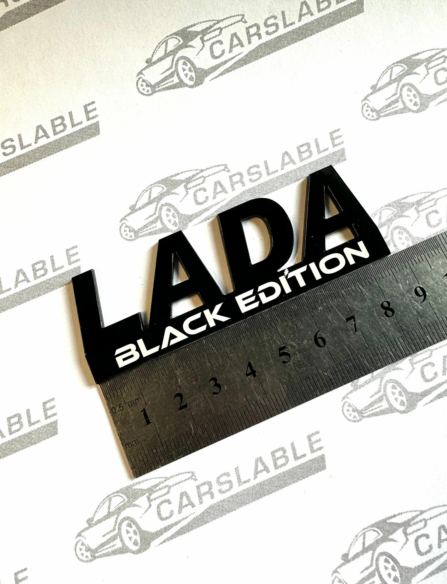 Шильдик LADA black edition (акрил)