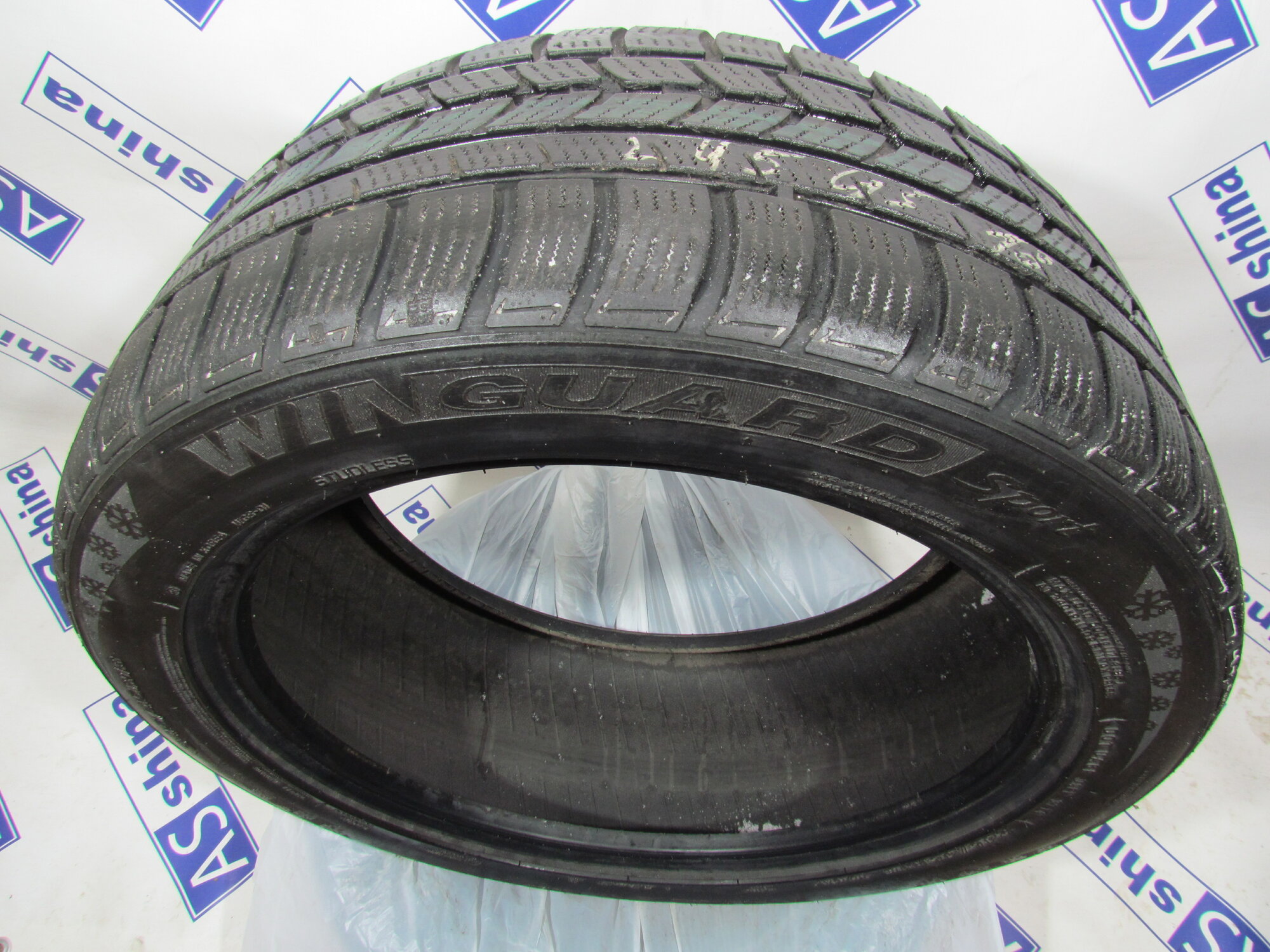 Nexen Winguard SPORT 245 45 R18 зимние БУ шины 5-10% износ , артикул 0017817