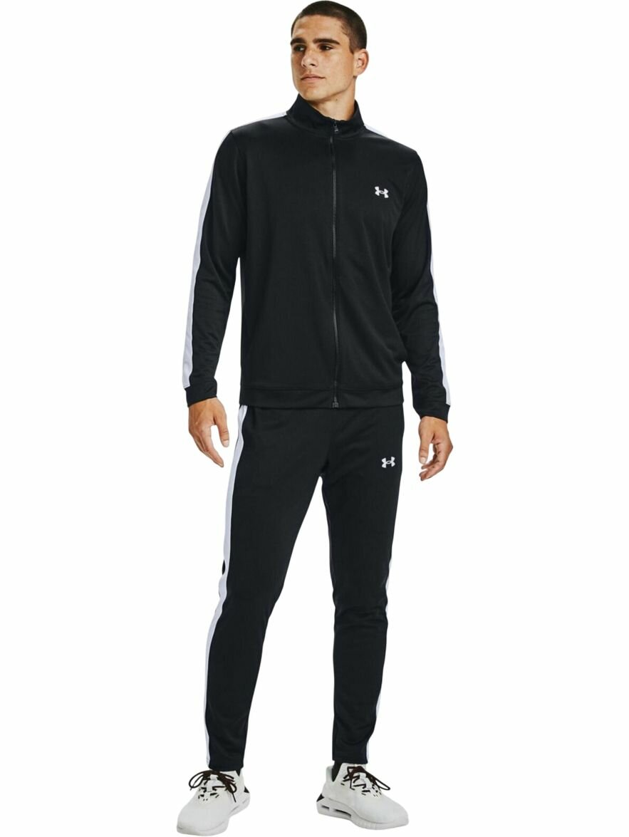 Костюм спортивный