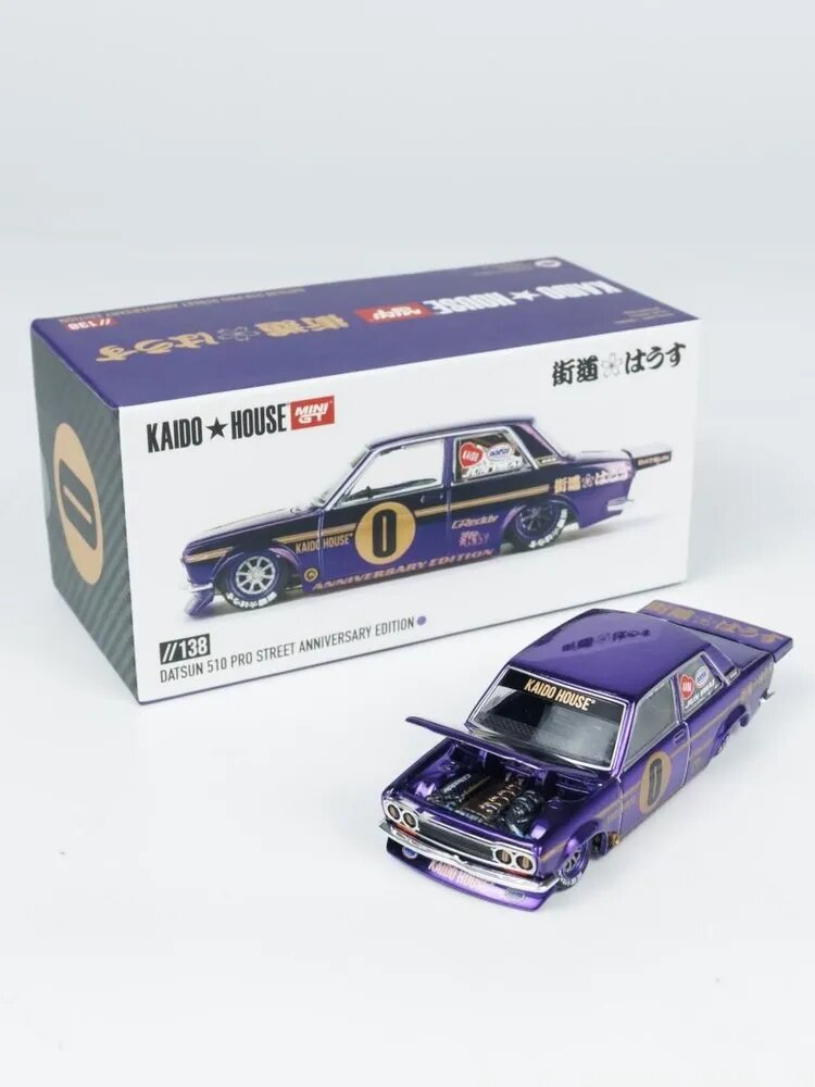 Машинка KAIDO HOUSE MINIGT 1/64 Datsun 510 Pro Street Anniversary Edition KHMG138 Die-cast Alloy Car Model Collection Gift