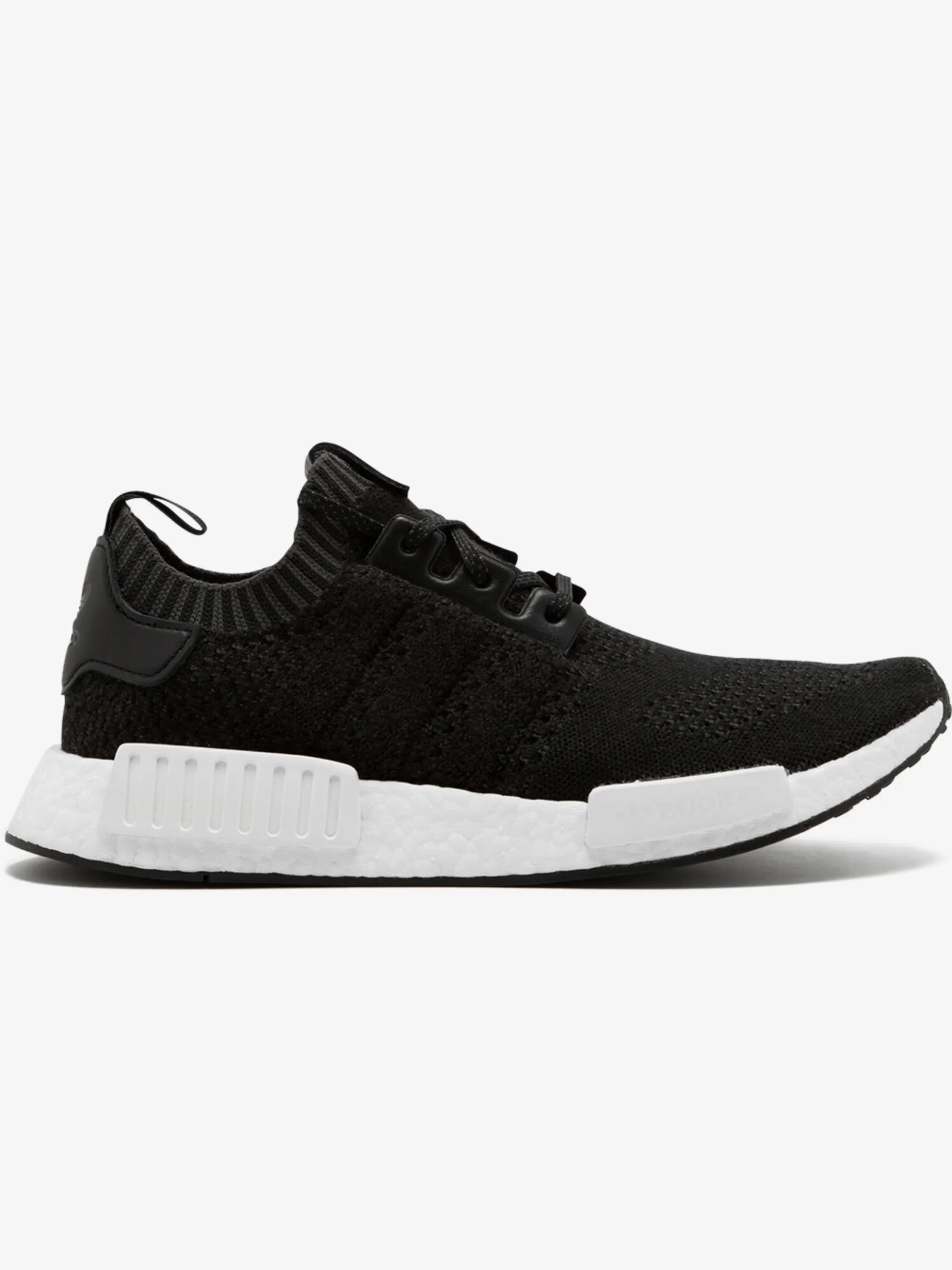 Кроссовки adidas adidas Consortium x A Ma Maniere x Invincible NMD R1