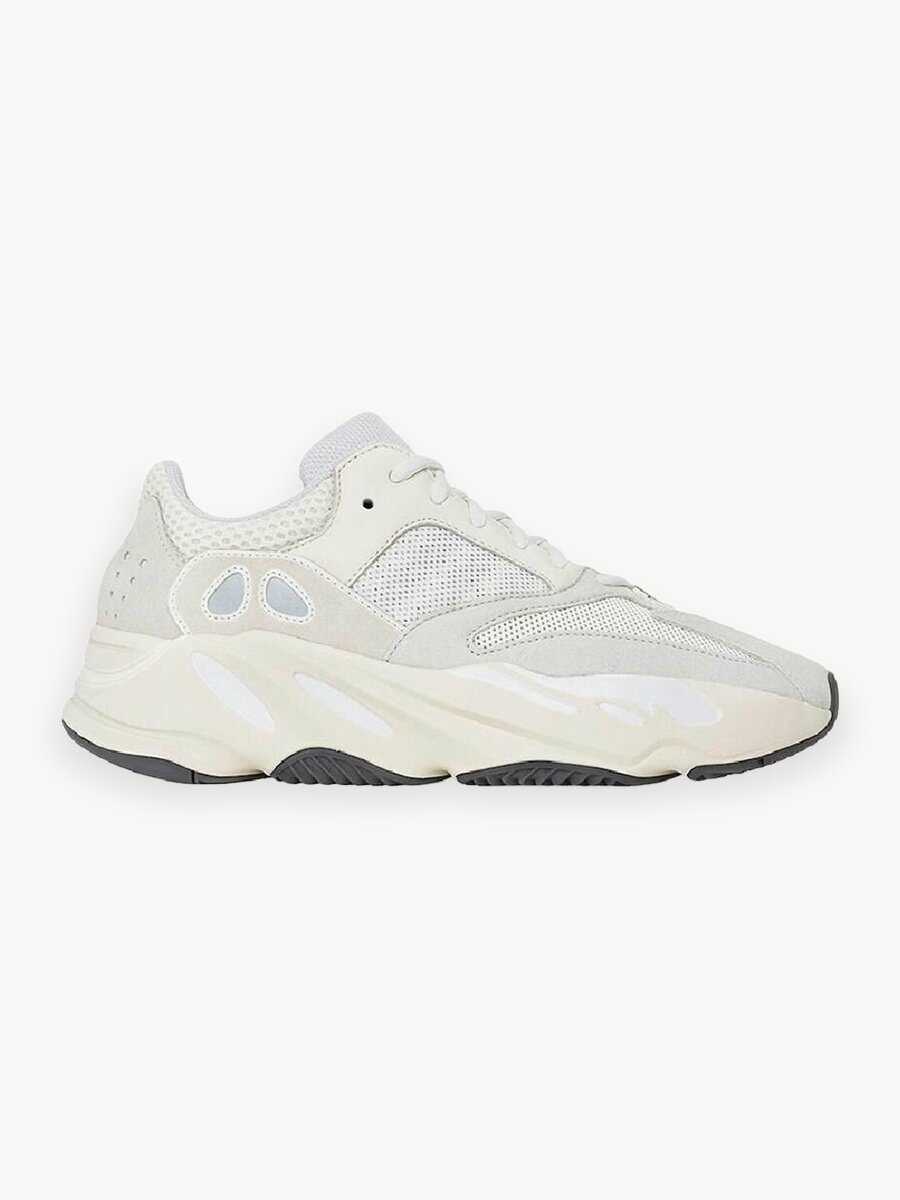 Кроссовки YEEZY BOOST 700