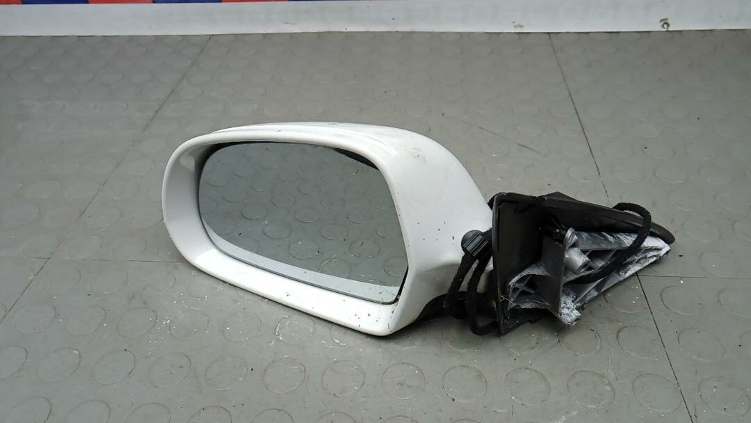 Зеркало левое Skoda Superb 2 2012