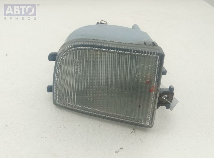 Поворотник (указатель поворота) левый Volkswagen Passat B4