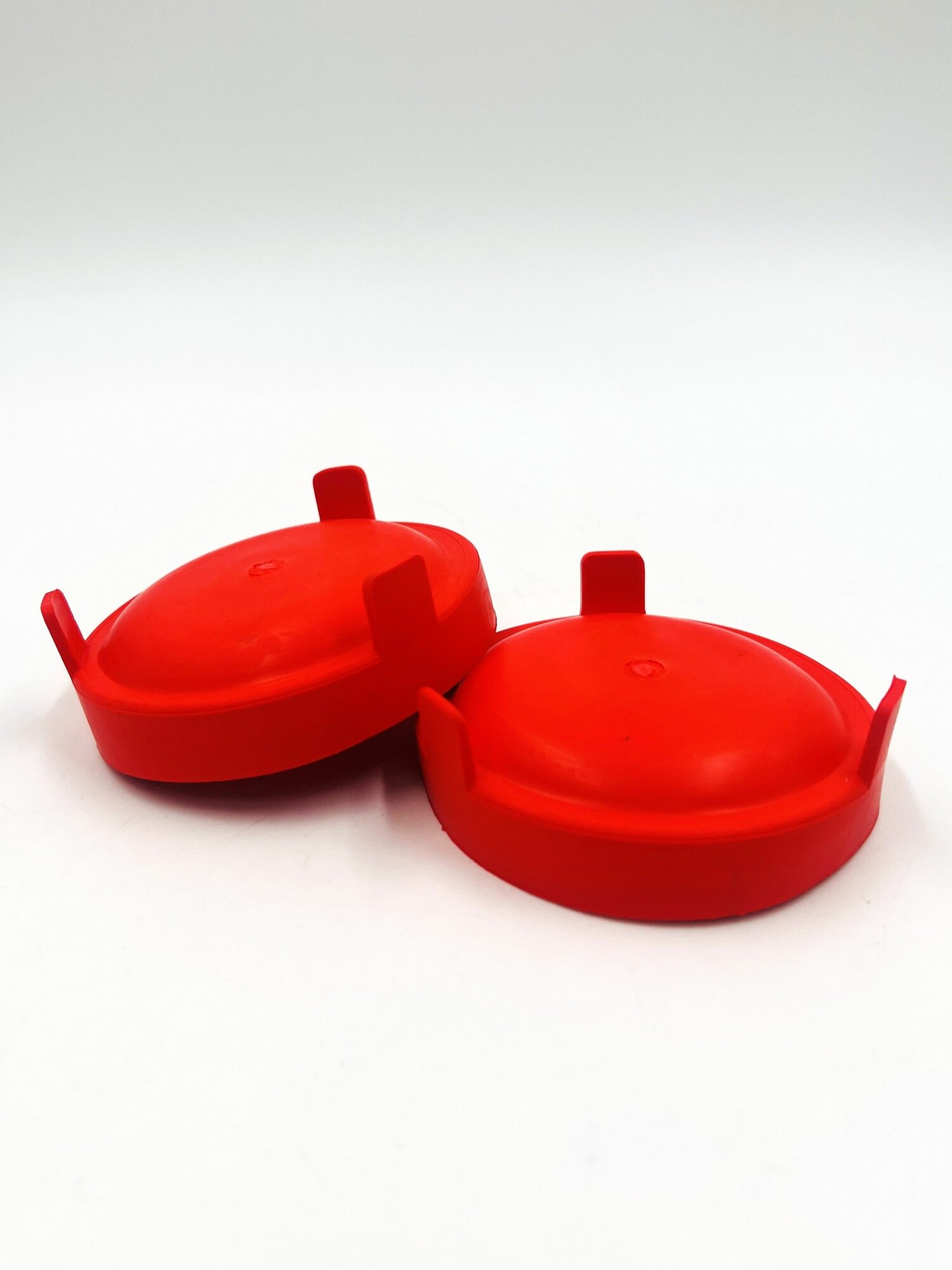 Заглушка фары с ножками красная подходит для ВАЗ 1118 Калина комплект 2 шт