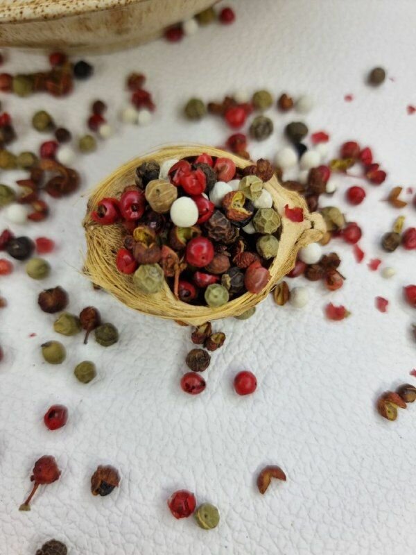 Смесь перцев горошек