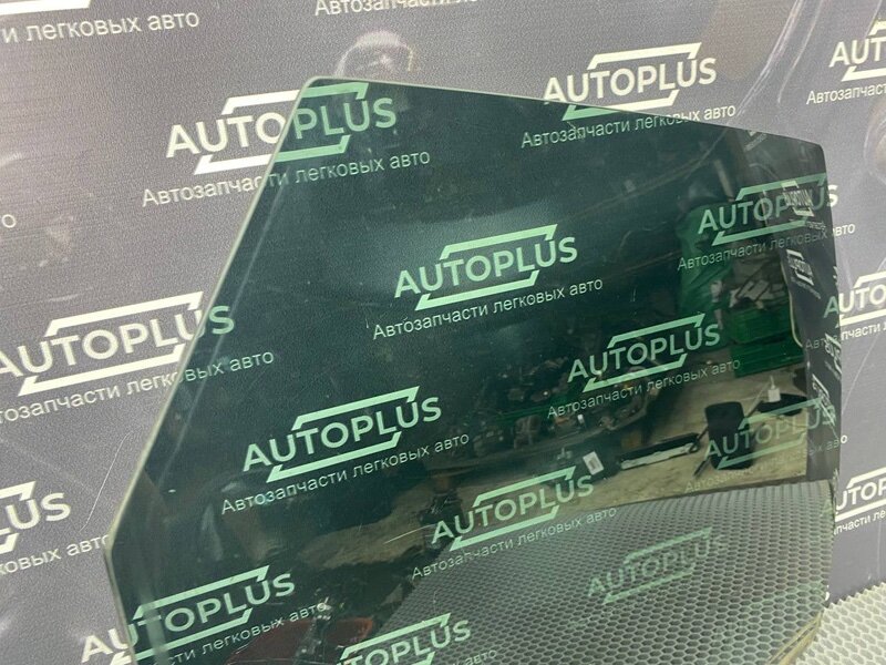 Стекло двери Правый Задний Mazda CX7 2006-2009 (2.3 L3-VDT) Б/У с пробегом Арт. EG4572510 — фото 1