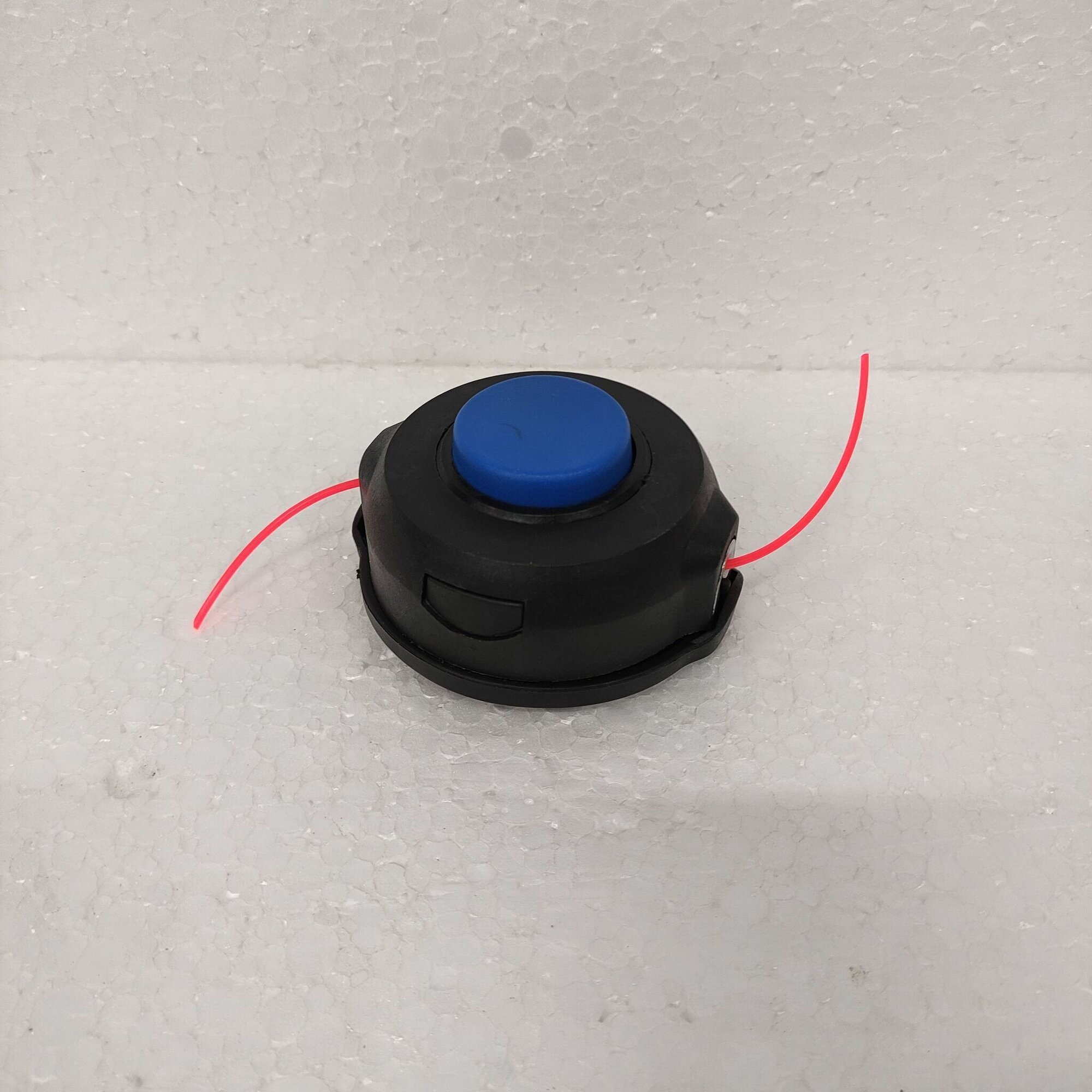 Насадка триммерная (катушка) под леску шпуля для травы черная для бензокос