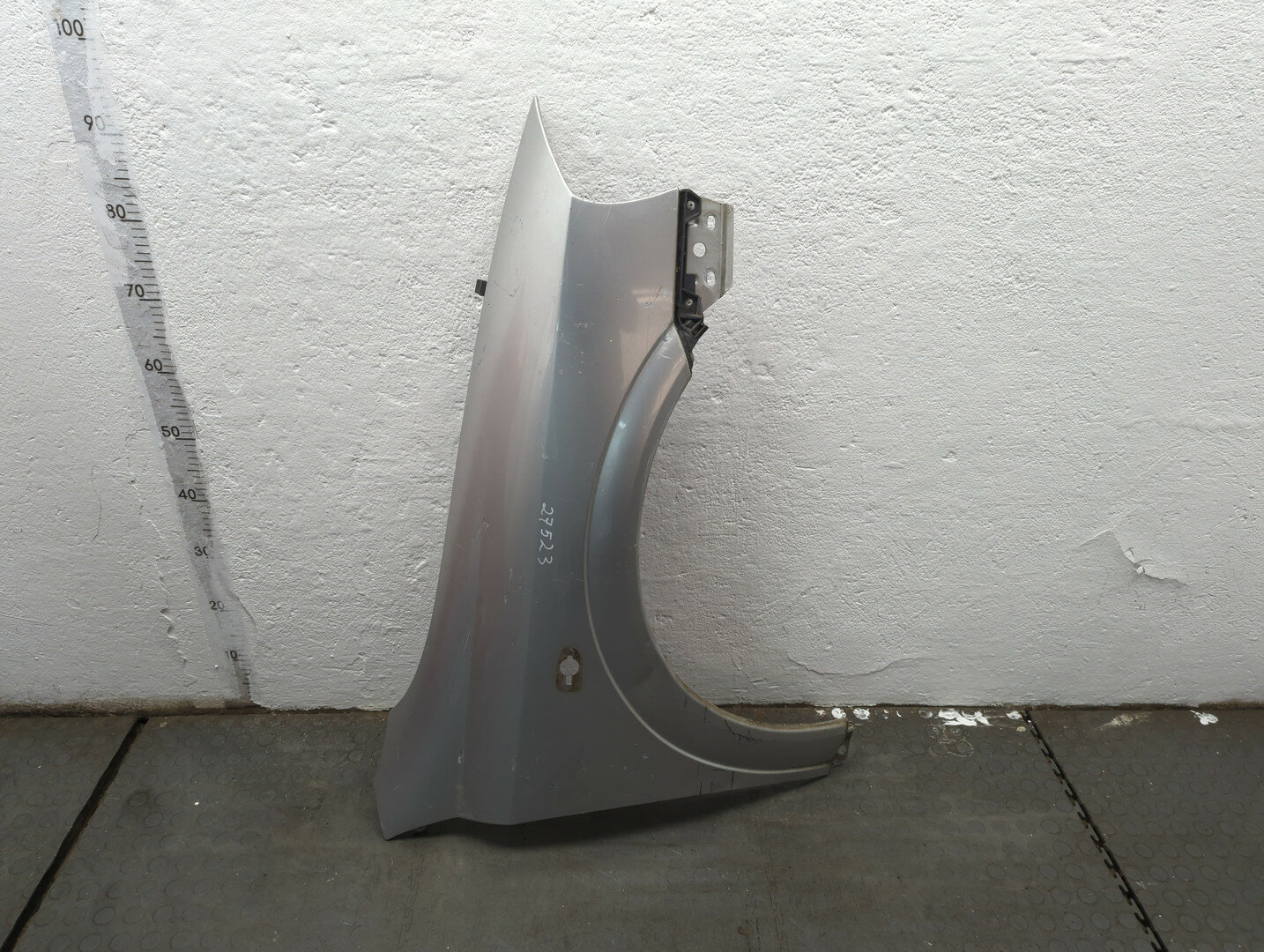 Крыло правое переднее Opel Astra G Б/У