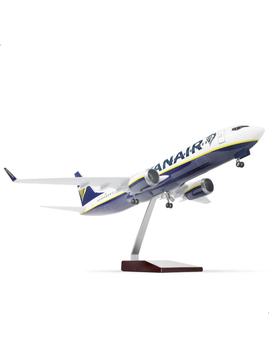 Модель Boeing 737 Ryanair 1:85 46 см с подставкой