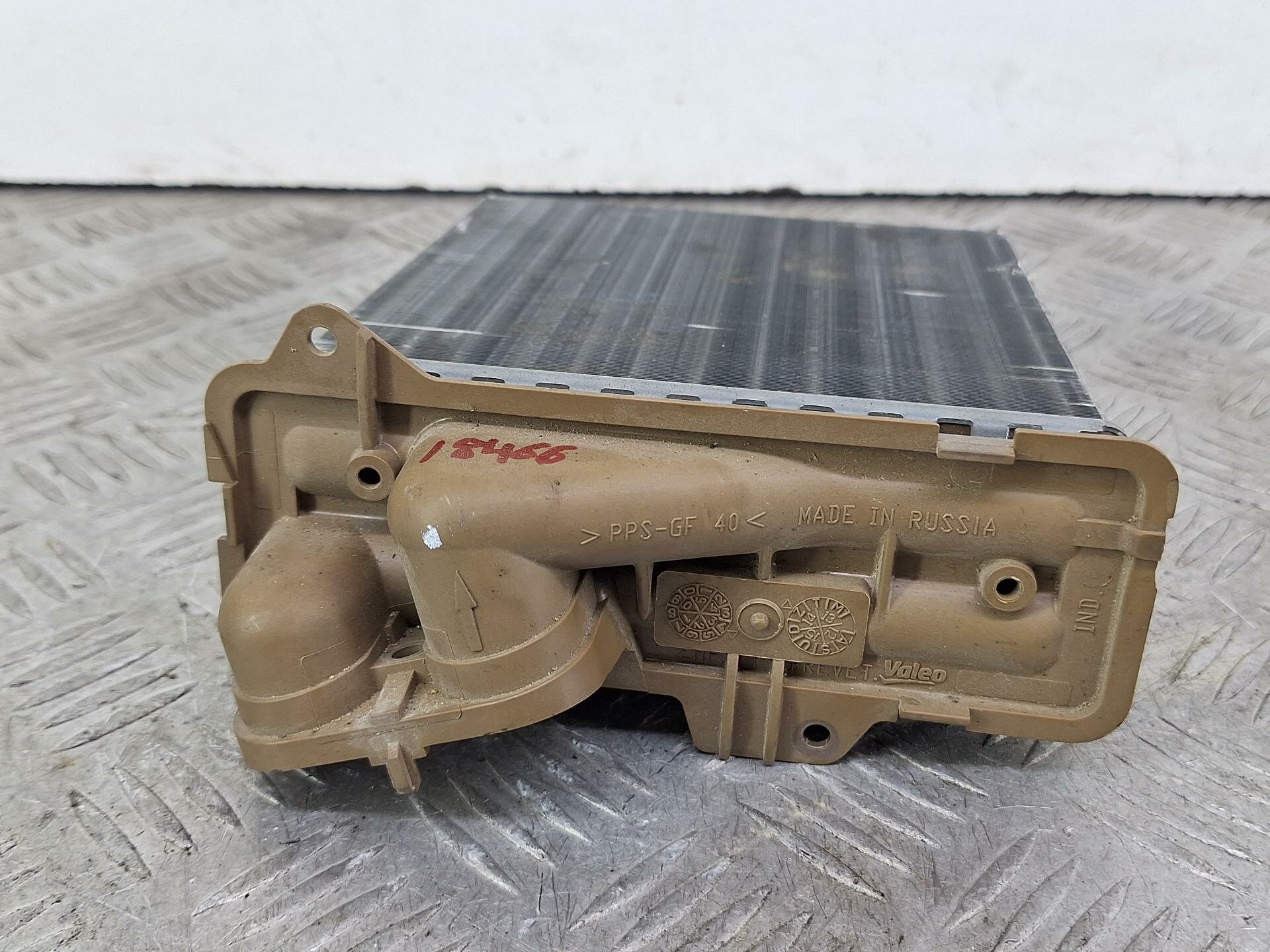 Радиатор отопителя (печки) Renault Sandero (2009 - 2014)