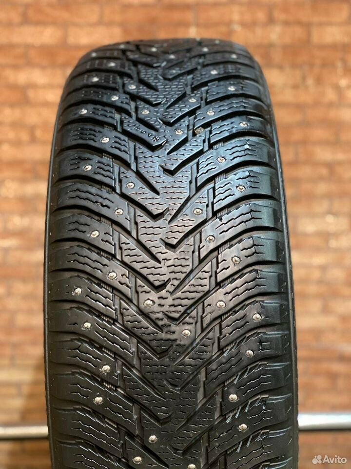 Nokian Tyres Hakkapeliitta 8 SUV 235/55 R19