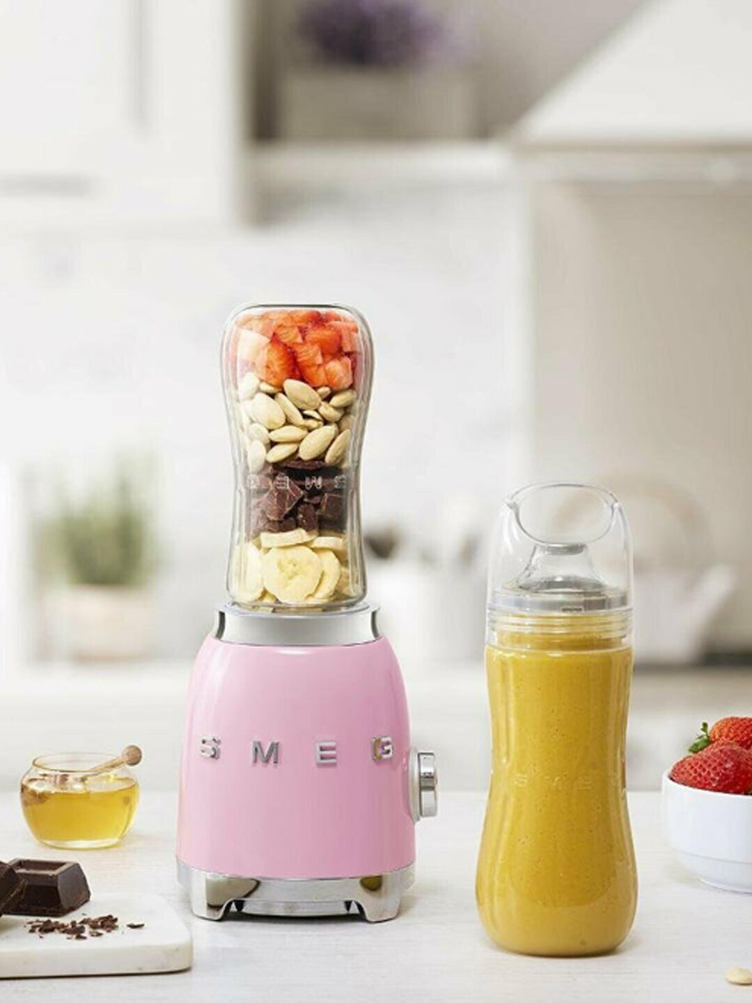 Блендер Smeg PBF01PKEU розовый