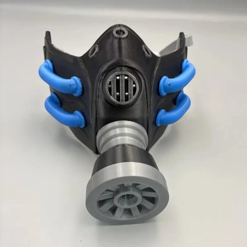 Черный противогаз для косплея