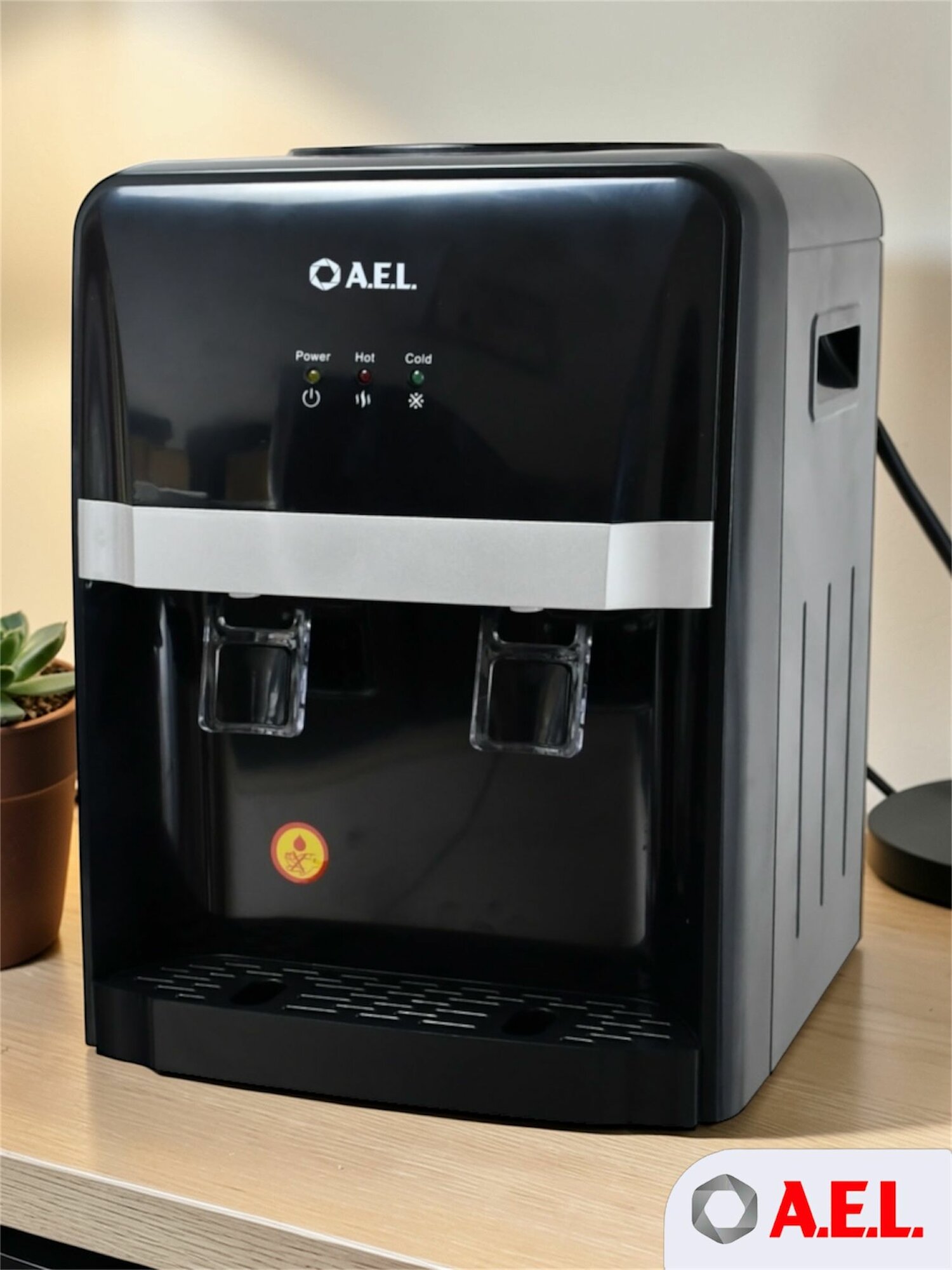 Кулер для воды настольный AEL TK 64 black, с нагревом и без охлаждения