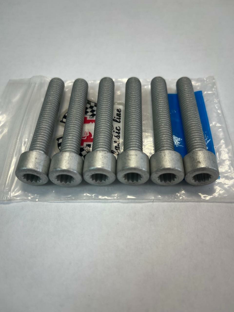 Комплект болтов (6 шт) внутреннего шруса для Audi 80 100 Volkswagen Passat Golf Jetta M8x1,25