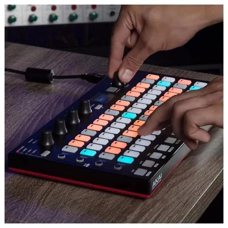 Akai Professional Fire FL Studio контроллер
