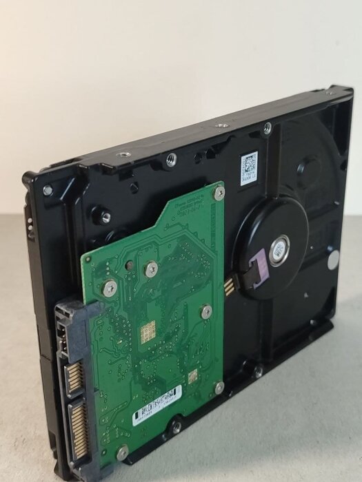 Жесткий диск 3.5" 80Gb Sata Maxtor DiamondMax 21 STM380815AS