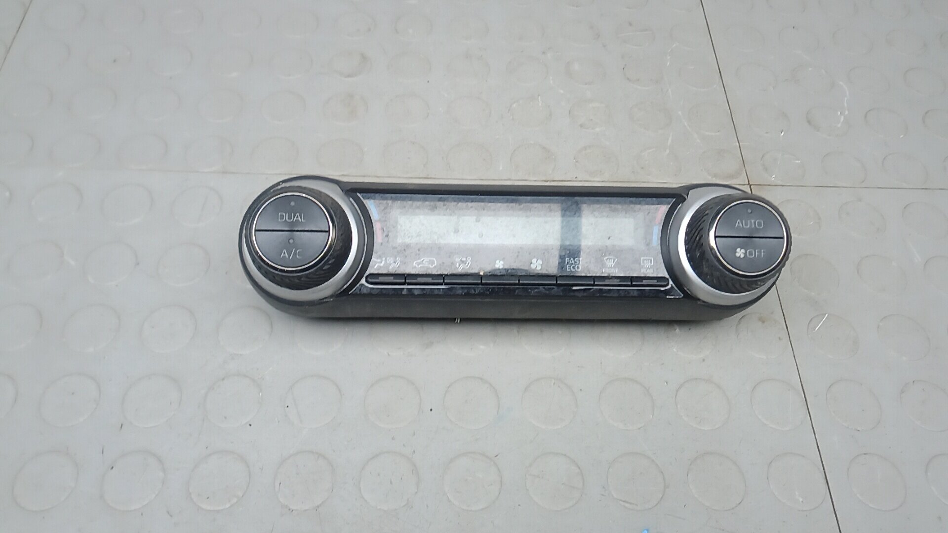 Блок управления печки и климат-контроля TOYOTA RAV 4 XA50, Номер 5590042600