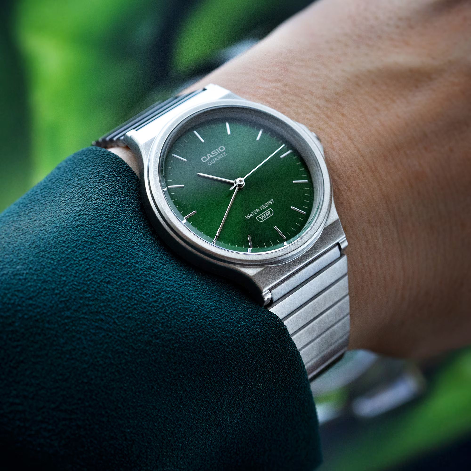 Наручные часы CASIO, серебряный, зеленый — фото 1