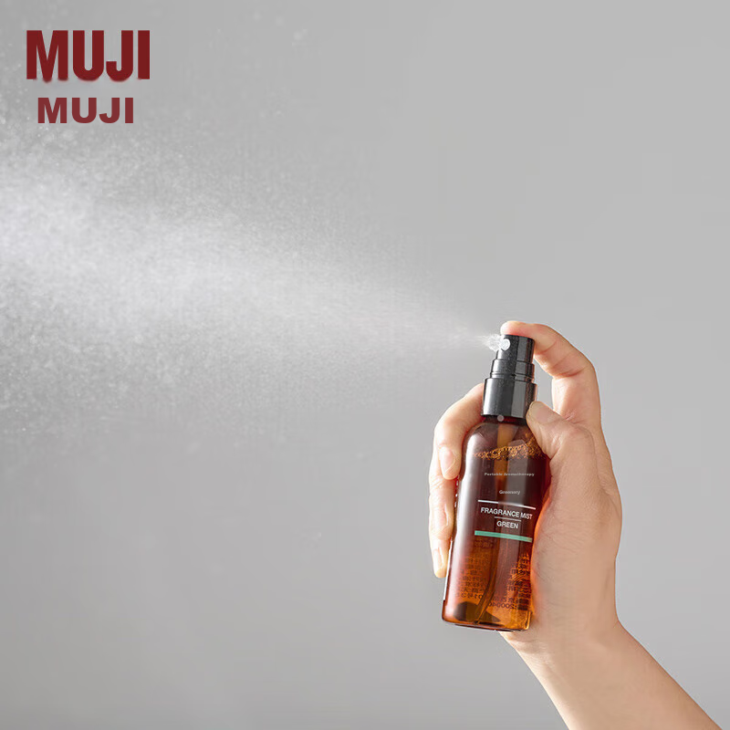 MUJI Портативный ароматический спрей с древесным ароматом 70 мл ципресс Цвет：Ципресс