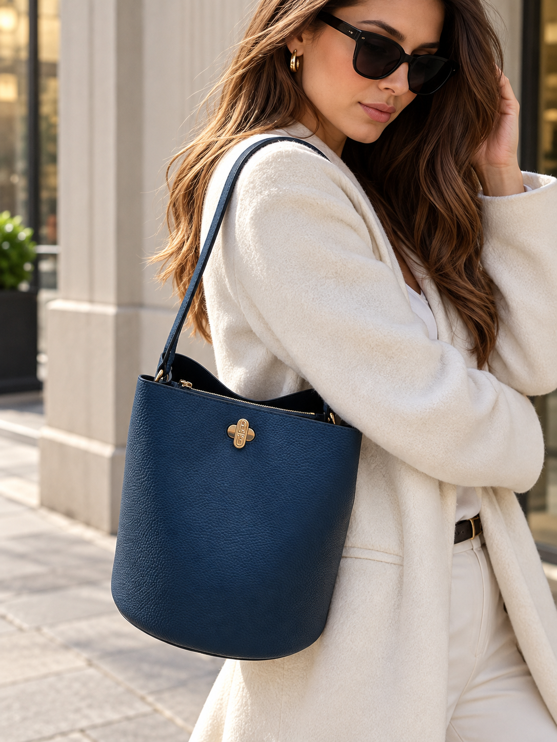 Сумка ведро FURLA