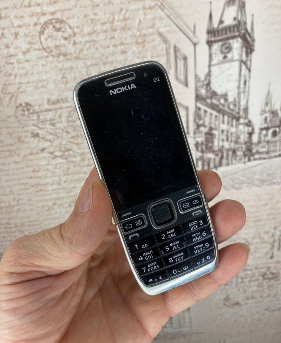 Nokia E52