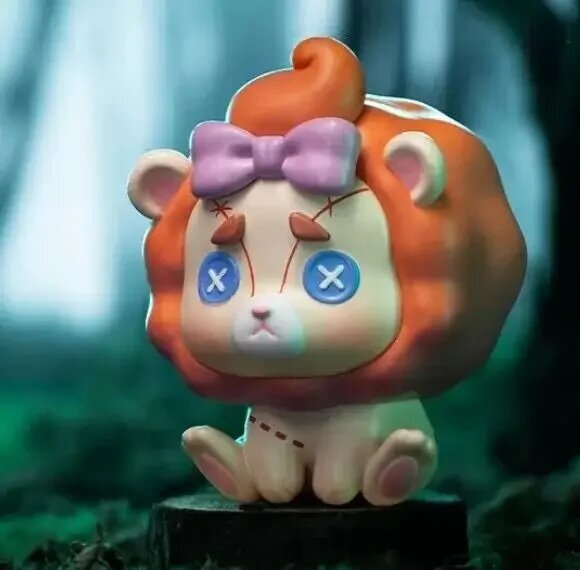 Фигурка Lilith OZ Cowardly Lion Doll