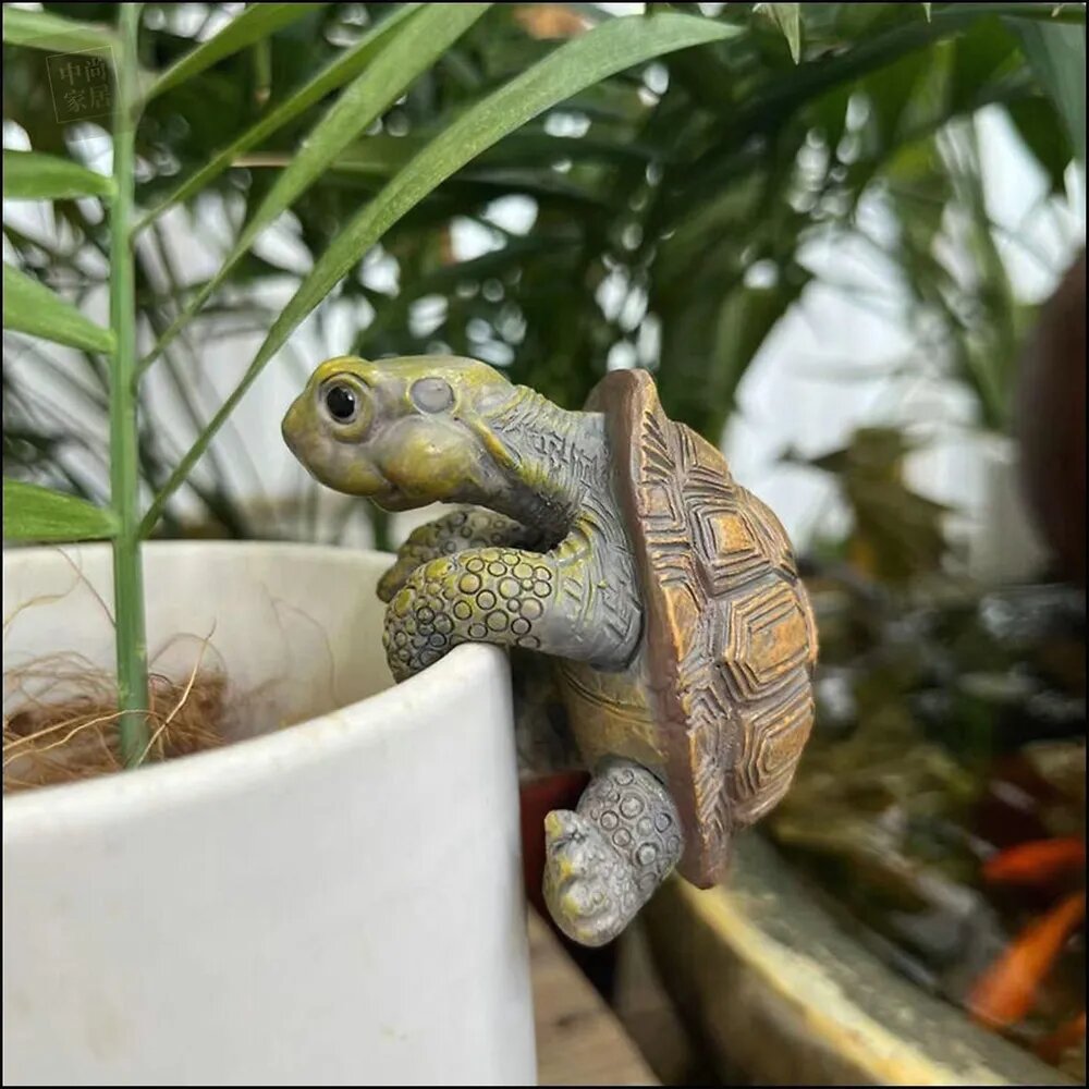 Фигурка садовая