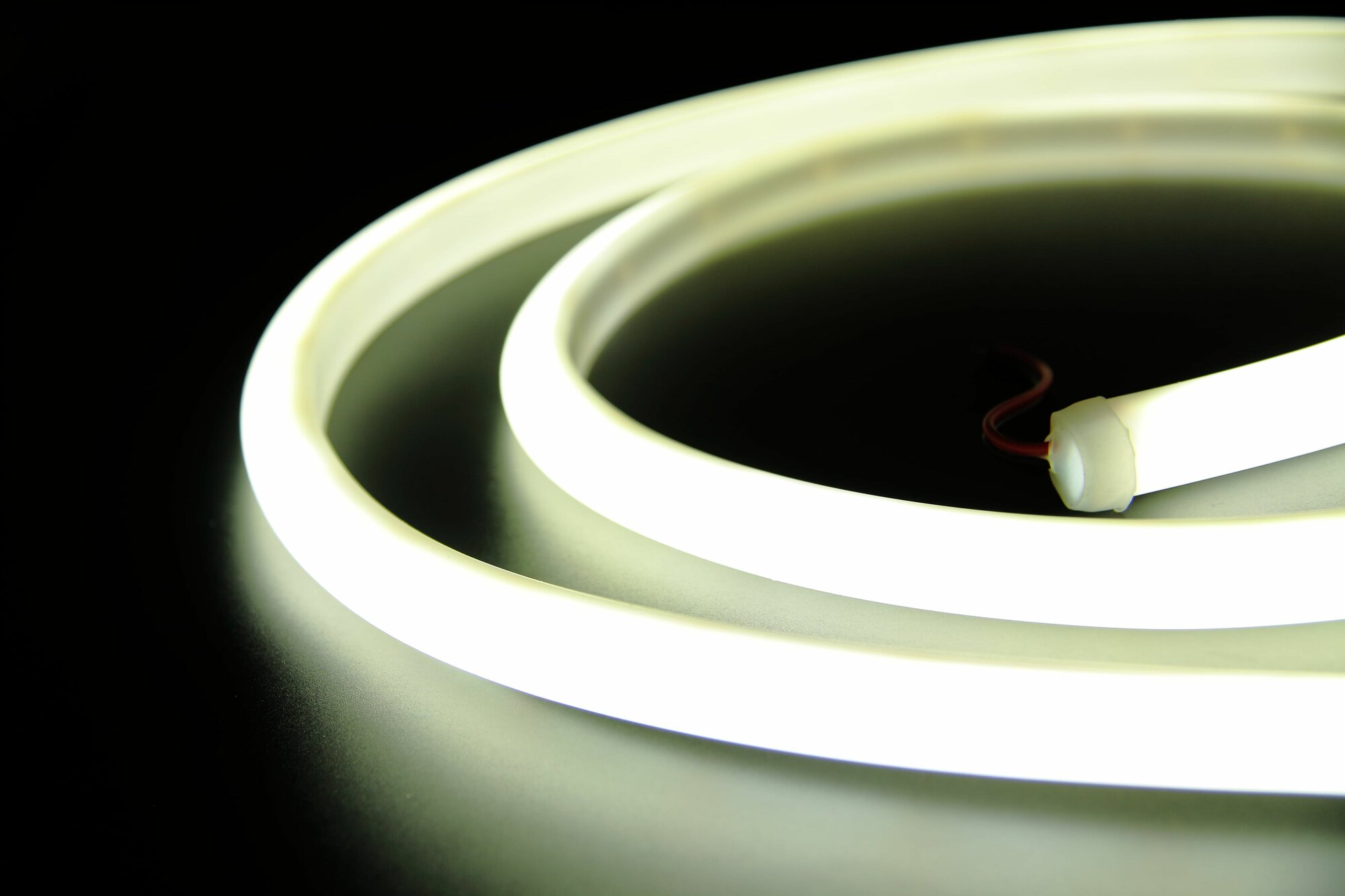 LEDPremium Светодиодная термостойкая лента для бани и сауны 24В, IP68, 5м, дневной белый 4000К