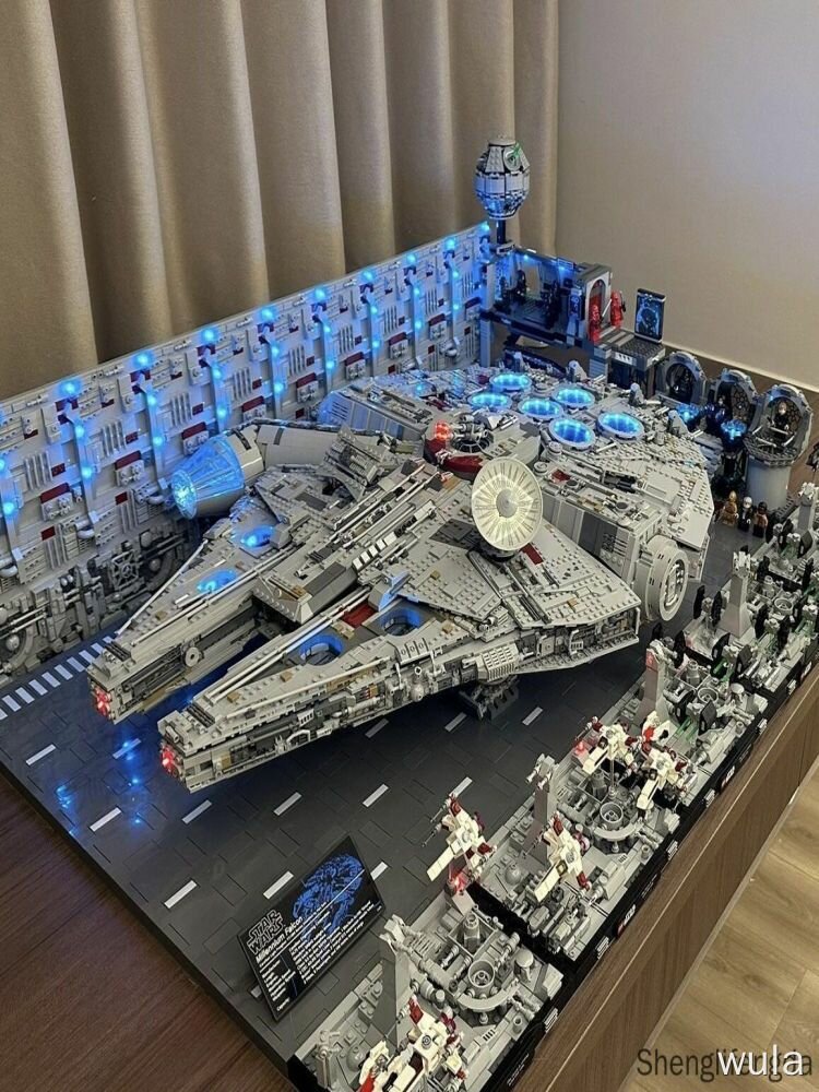 Конструктор Shenglife "Millennium Falcon" (тысяча) из Звездных войн, сборная модель, детская игрушка, 3D пазл — фото 1